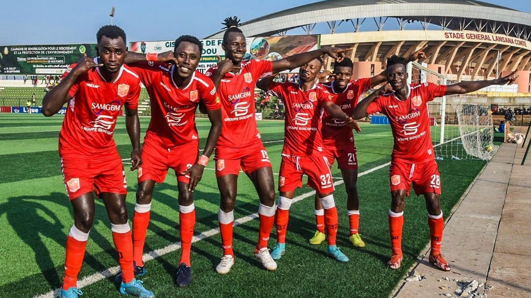 Le Horoya souffle la Flamme Olympique (1-0) - Horoya AC